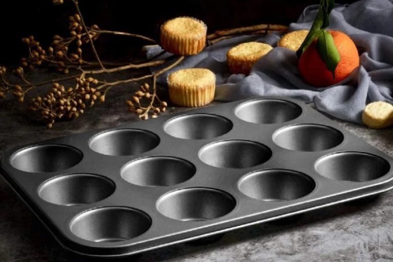 9 Best Stainless Steel Muffin Pans For Perfectly Cooked Treats